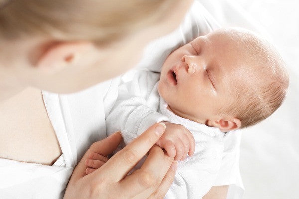 6 essential tips for parents of newborns | What your baby REALLY needs ...